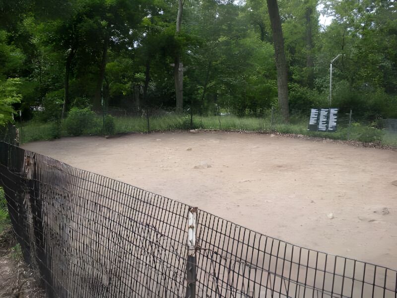 Hackett Park Monuments : NYC Parks