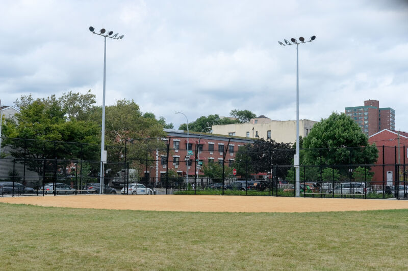 Mapes Park Highlights : NYC Parks