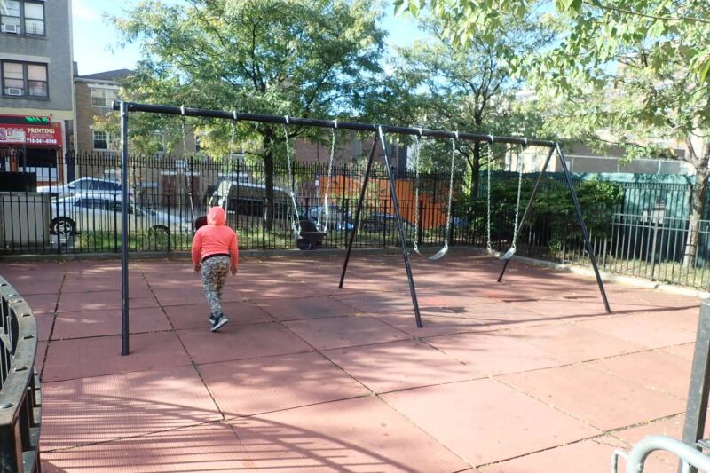 Thorpe Family Playground Images : NYC Parks