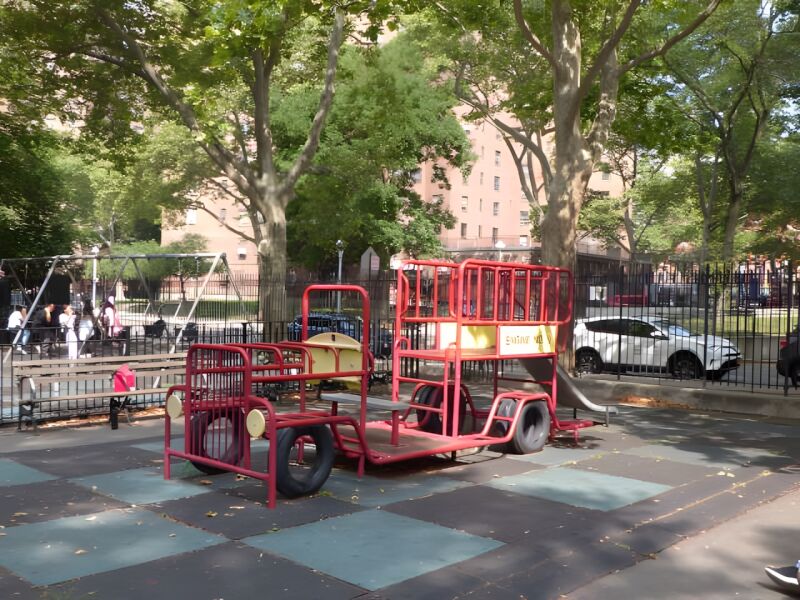 Alfred E. Smith Playground Images : NYC Parks