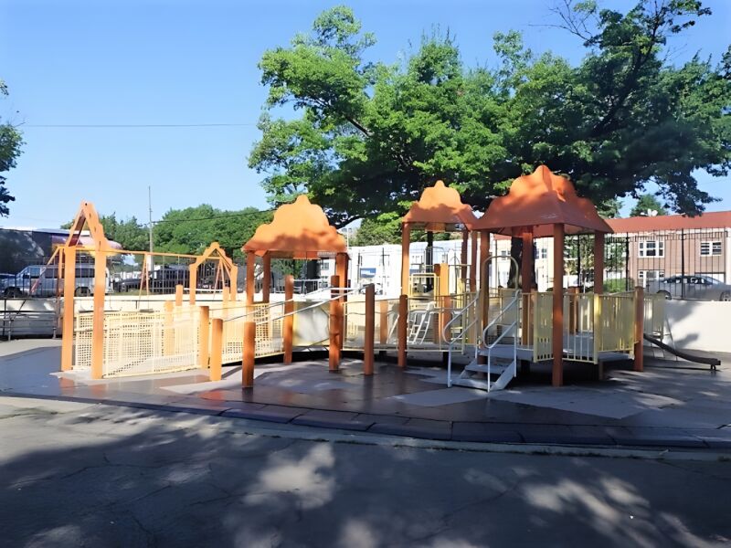 Bellaire Playground : NYC Parks