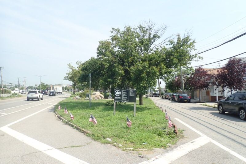 Broad Channel Veteran's Park : NYC Parks