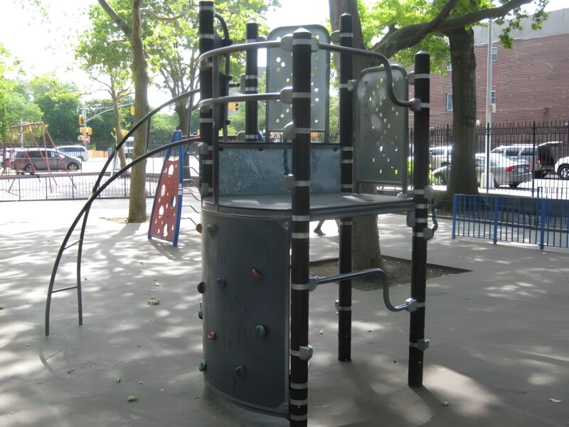 Corona Golf Playground Highlights : NYC Parks
