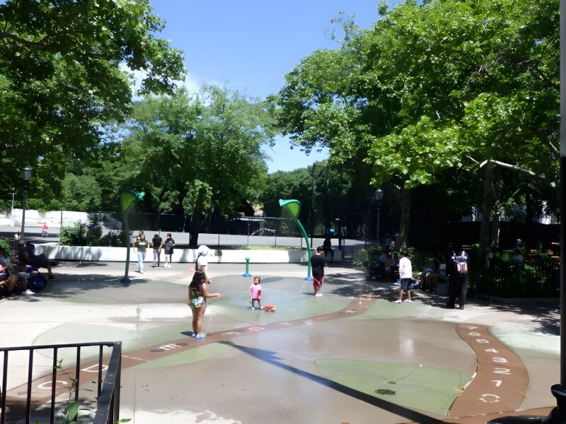 Evergreen Park : NYC Parks