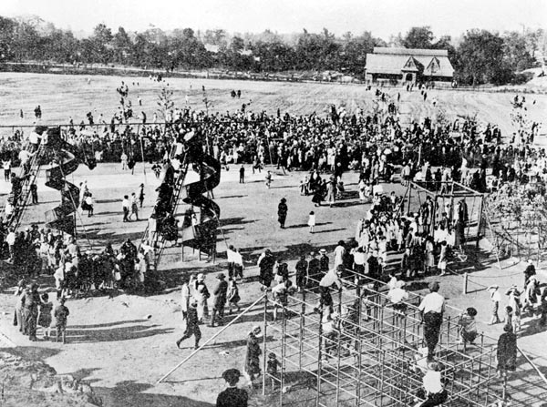 History of Playgrounds in Parks : NYC Parks